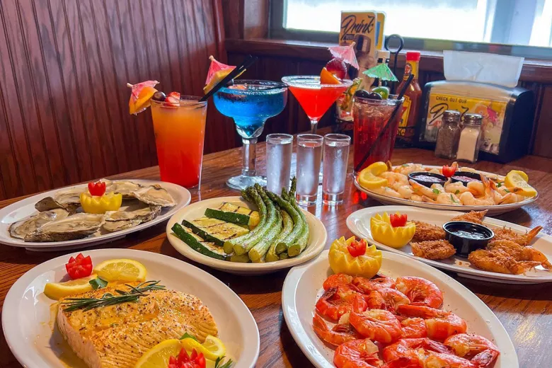 Crabby George's Seafood Buffet | Visit Myrtle Beach